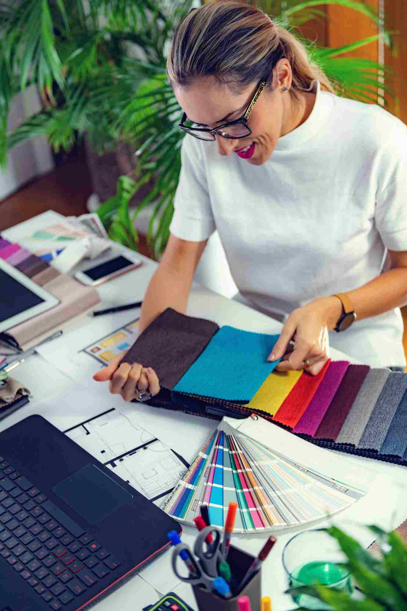 Top uniform supplier in Dubai UAE | Uniform Industry | Contact us